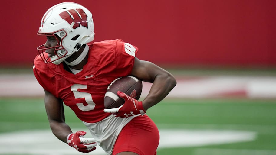 Wisconsin wide receivers set to enter transfer portal