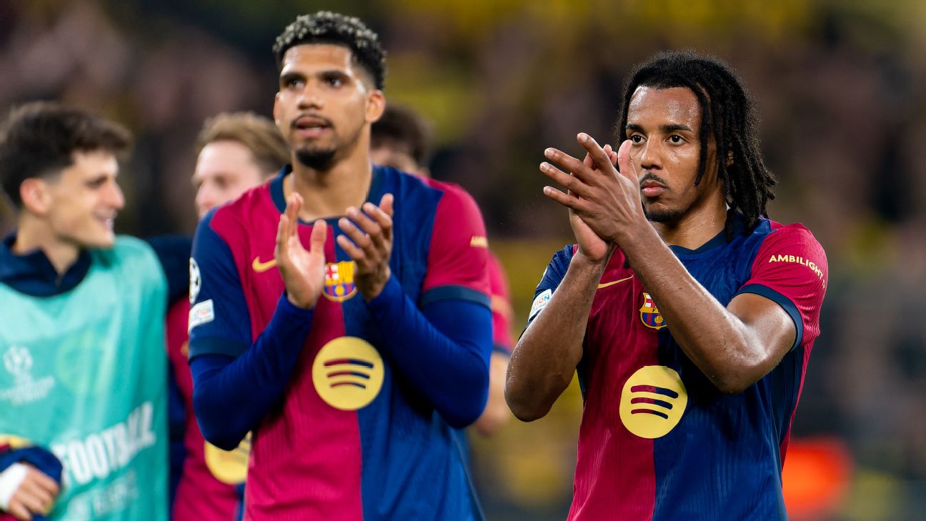 Flick has to remind dejected Barcelona: We're in UCL semis