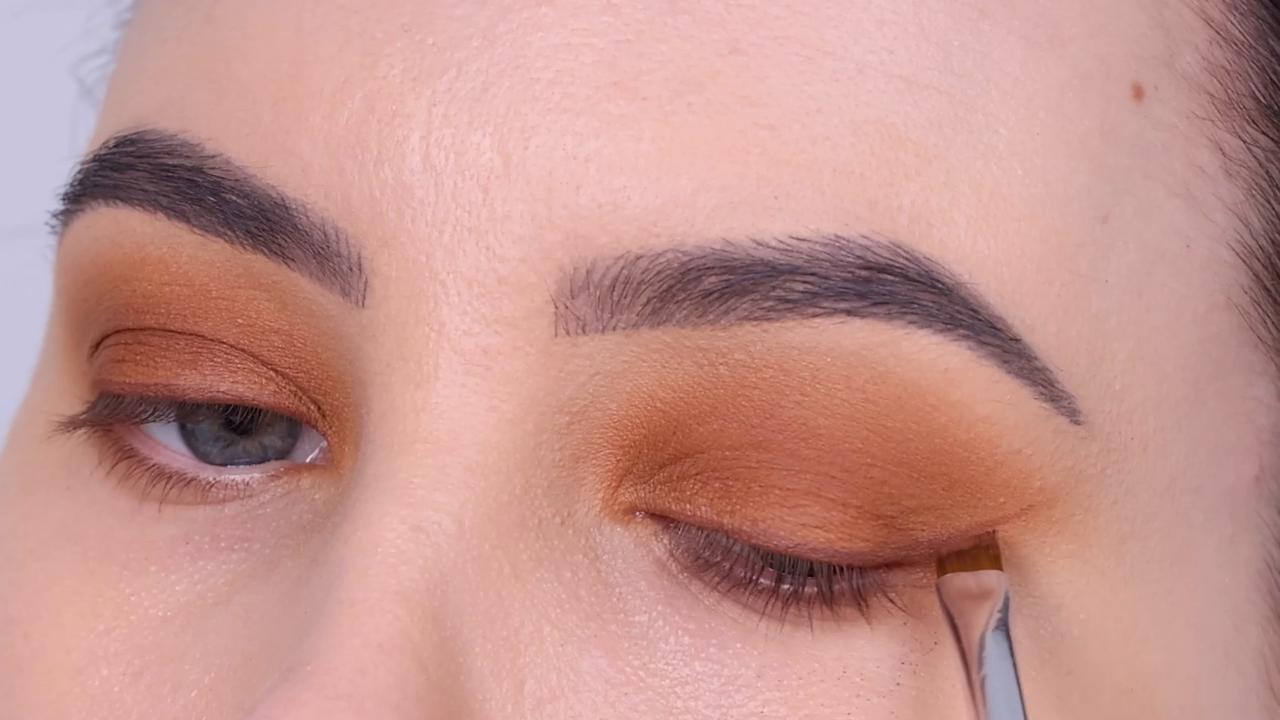 VIRAL Latte Eye Makeup Tutorial