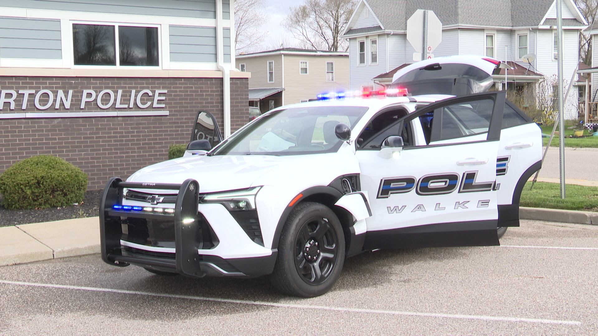 Walkerton unveils first electric police vehicle in region