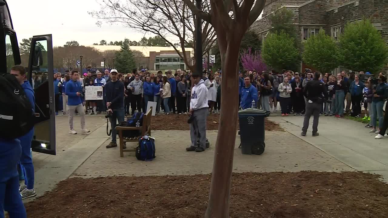 Duke fans send off team to the final four