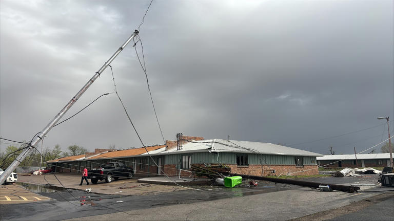 LIVE BLOG: City of Nevada hit hard with storm damage due to morning ...