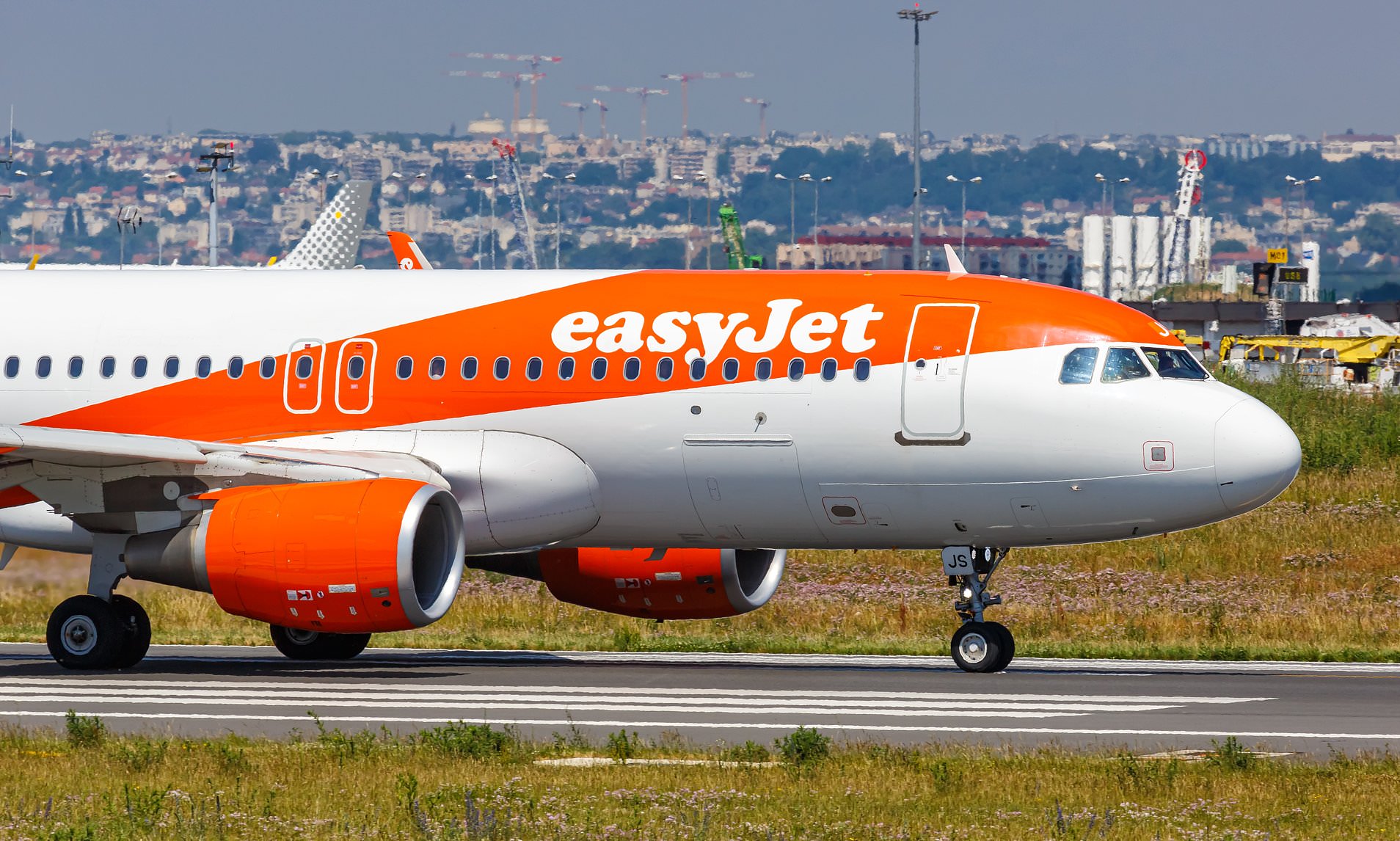 EasyJet flight attendants based in holiday destination loved by Brits ...
