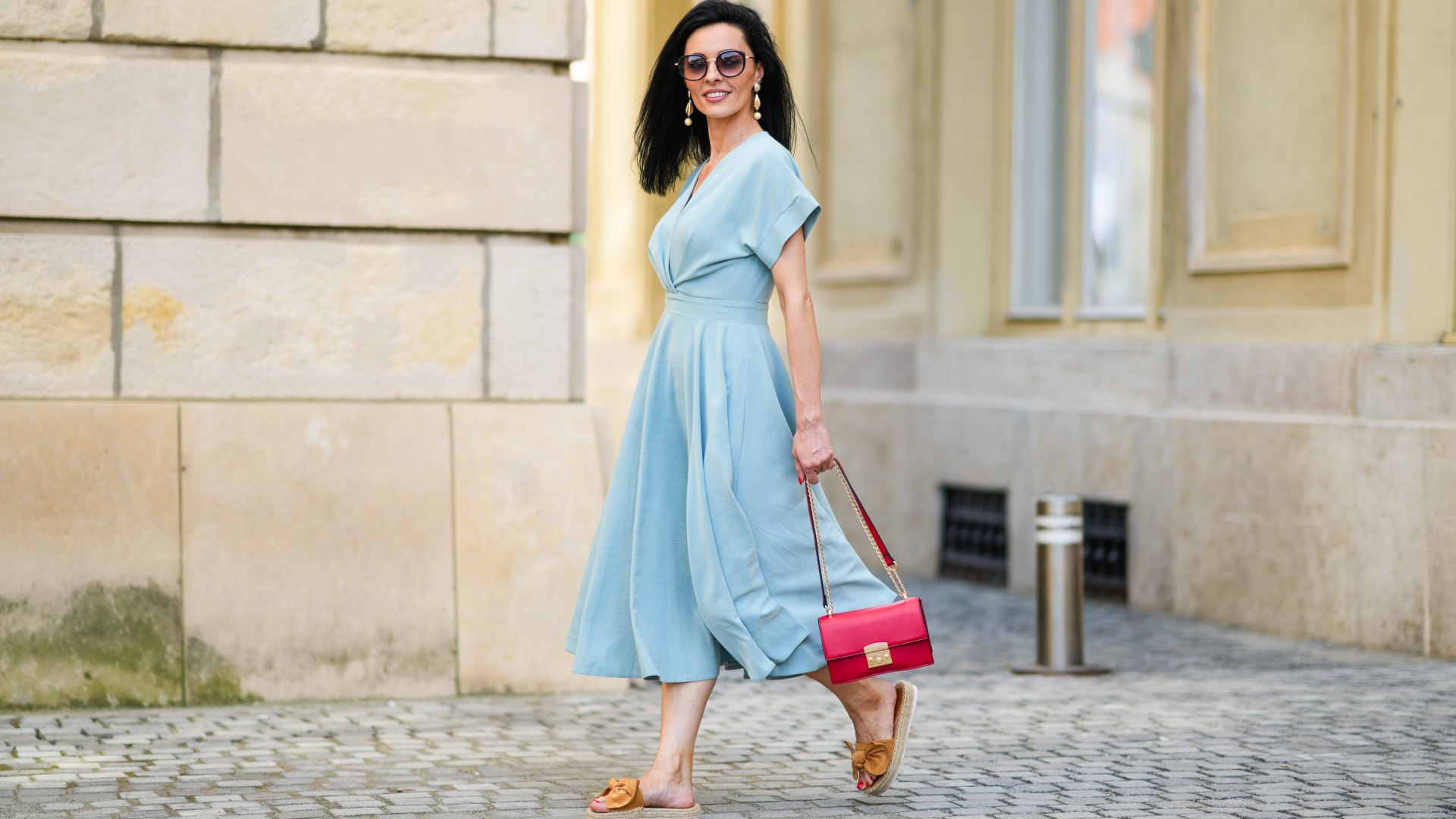 17 Universally-Flattering Spring Dresses That Hide the Midsection