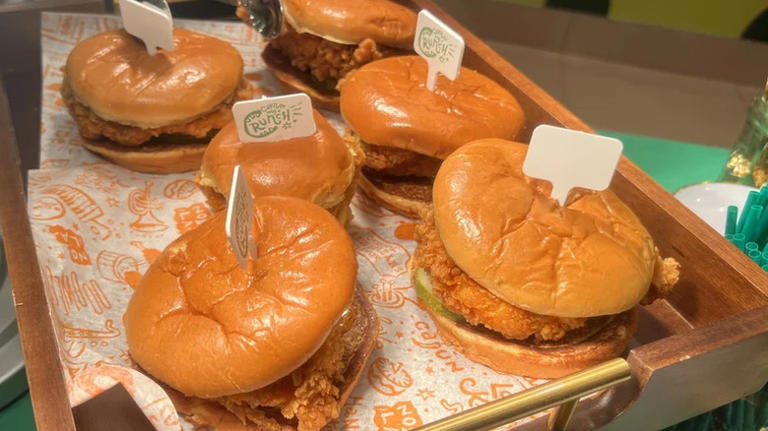 Popeyes Just Released 5 Pickle-Flavored Menu Items, Including A Drink ...