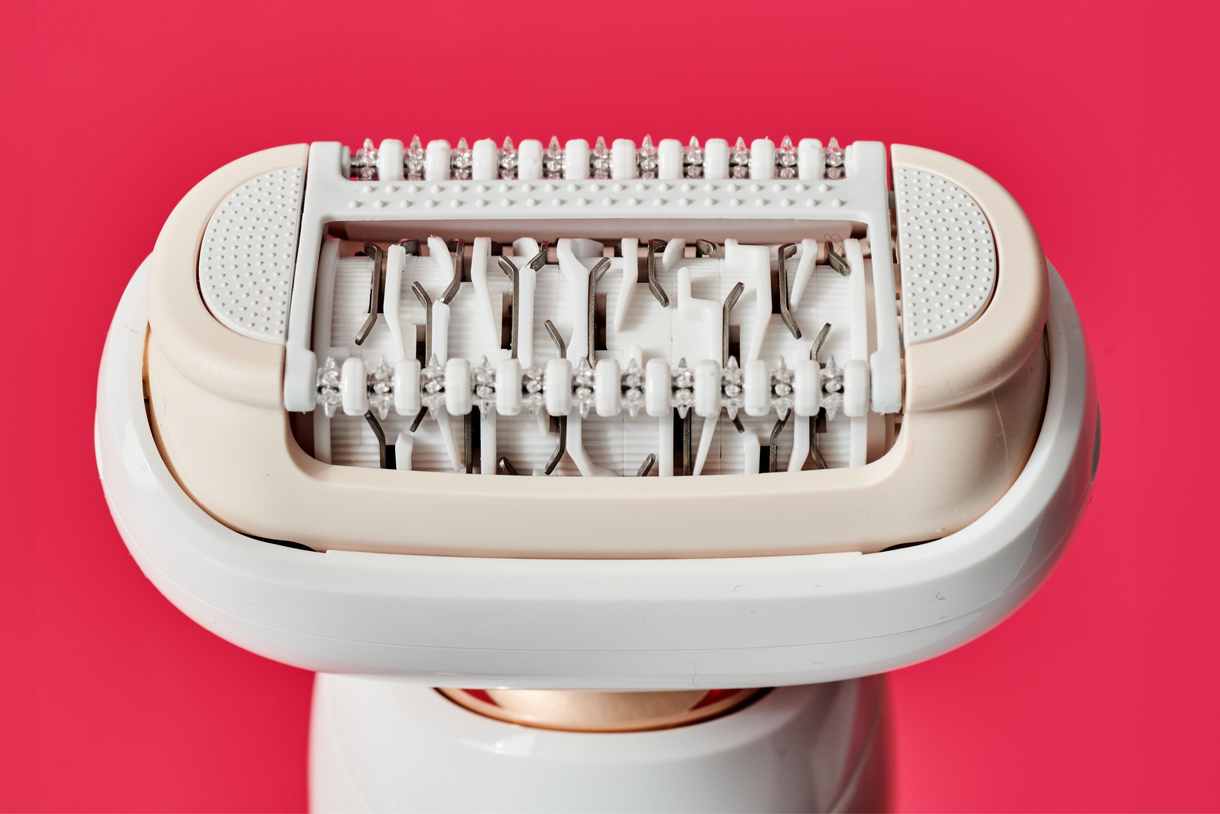 I Tested Electric Razors For More Than A Year, And These Kept My Legs ...