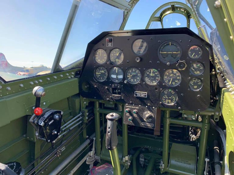 Randy's Warbird Profiles: Curtiss TP-40N Warhawk 42-104721