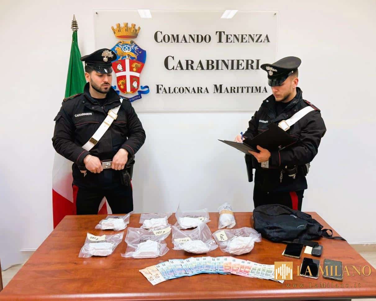 Falconara Marittima: Fermati dai Carabinieri con 2 kg di cocaina ...