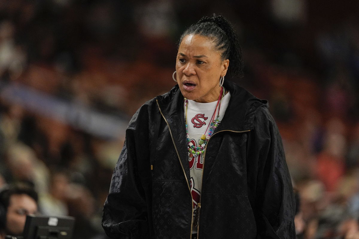 Pathetic State Of Dawn Staley vs Vic Schaefer Clash Has College ...