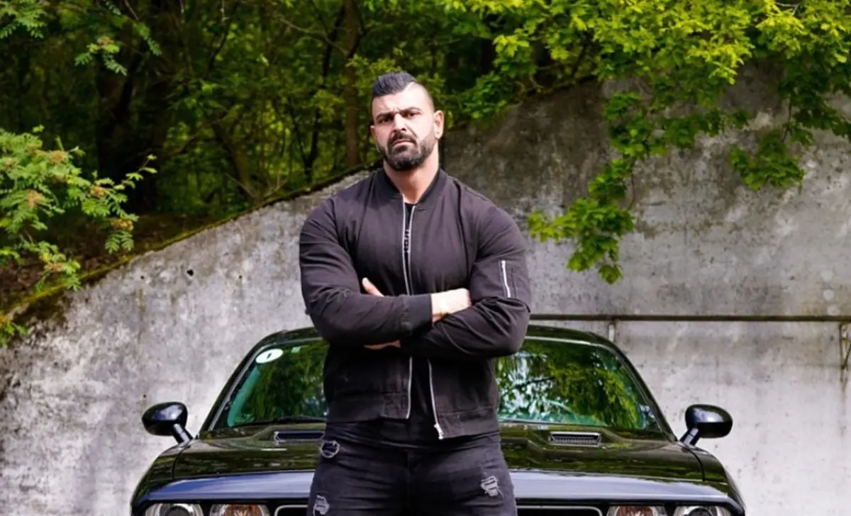 Muere Vittorio Pirbazari, actor de Netflix, a los 44 años