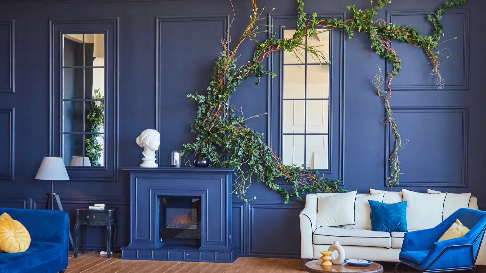 15 Living Rooms That Nail High-Contrast Style