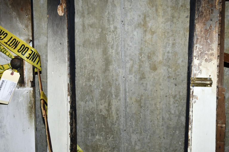 Photos show inside of Connecticut house where man says he was held ...