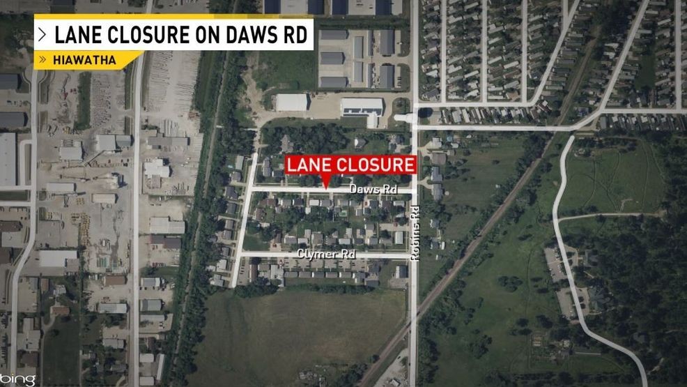 Daws Road reduced to one lane for water main installation