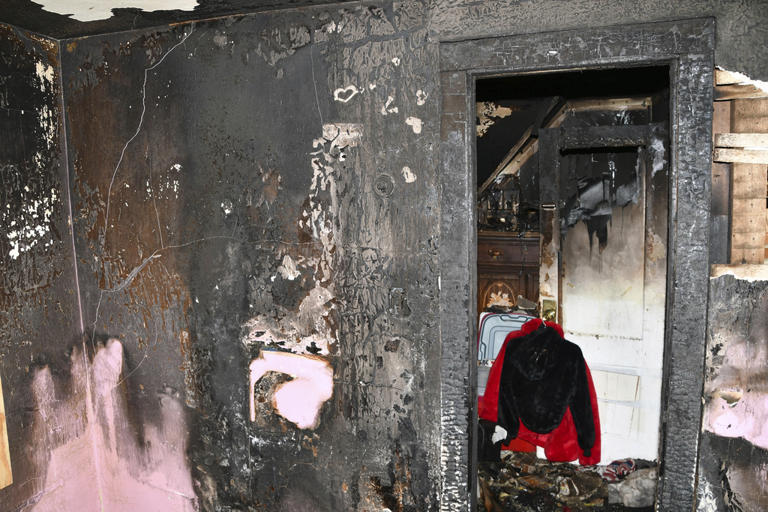 Photos show inside of Connecticut house where man says he was held ...