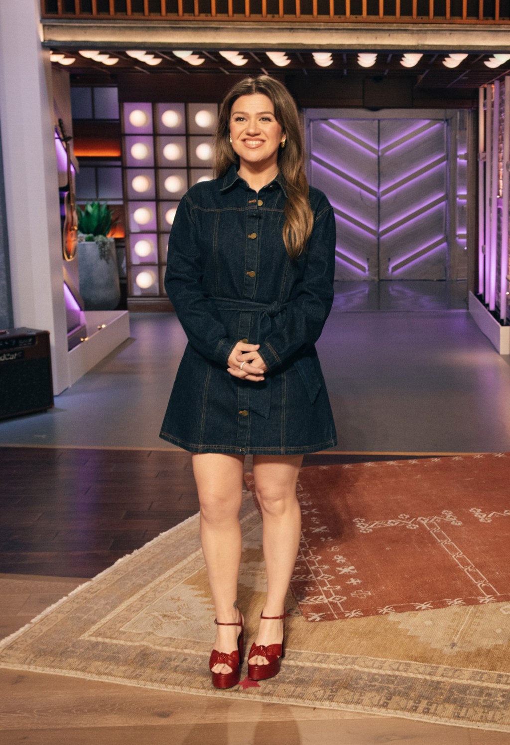 Kelly Clarkson eyeing exit from daytime talkshow as NBC scrambles to ...