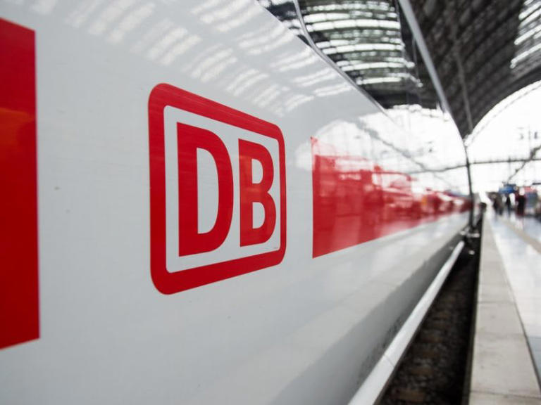 Deutsche Bahn News heute: Beeinträchtigungen zwischen Hamburg Hbf und ... Deutsche Bahn News heute: Beeinträchtigungen zwischen Hamburg Hbf und ...