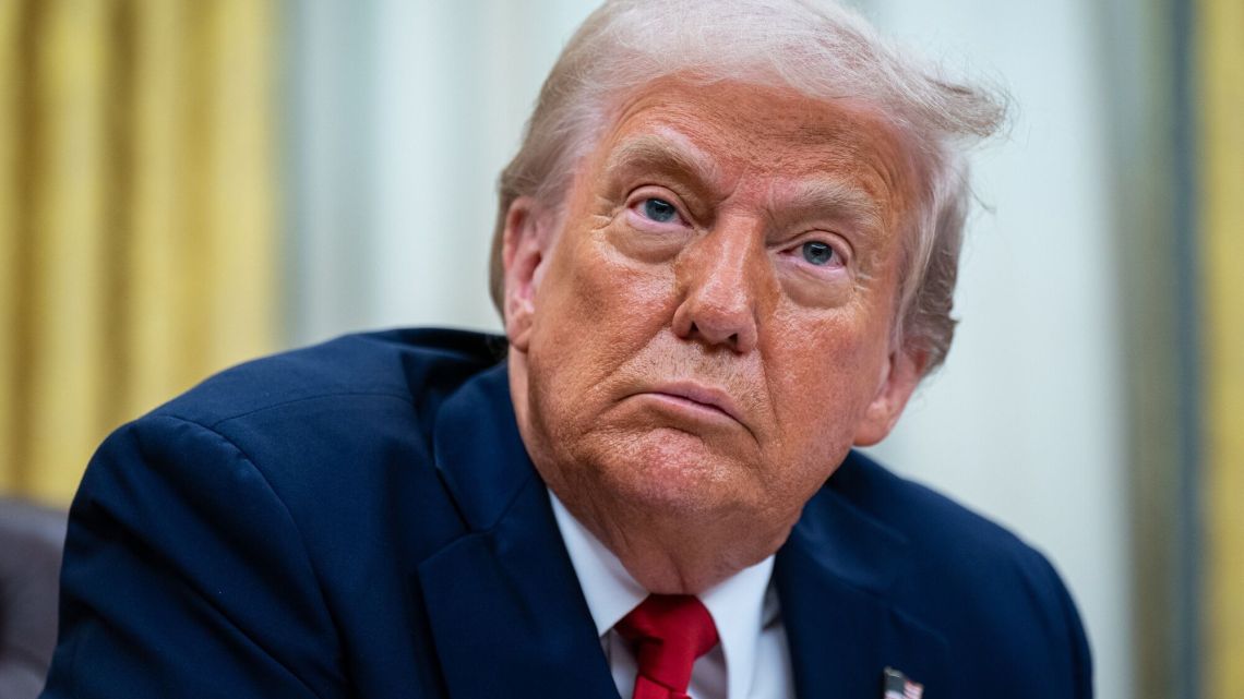 Trump acusa al resto del mundo de robar empleos a los Estados Unidos