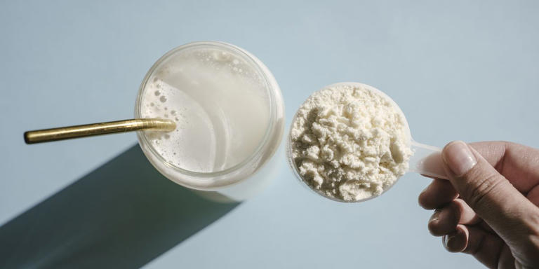 Experts Say There's A Right (And Wrong) Way To Take Creatine—Here's How ...