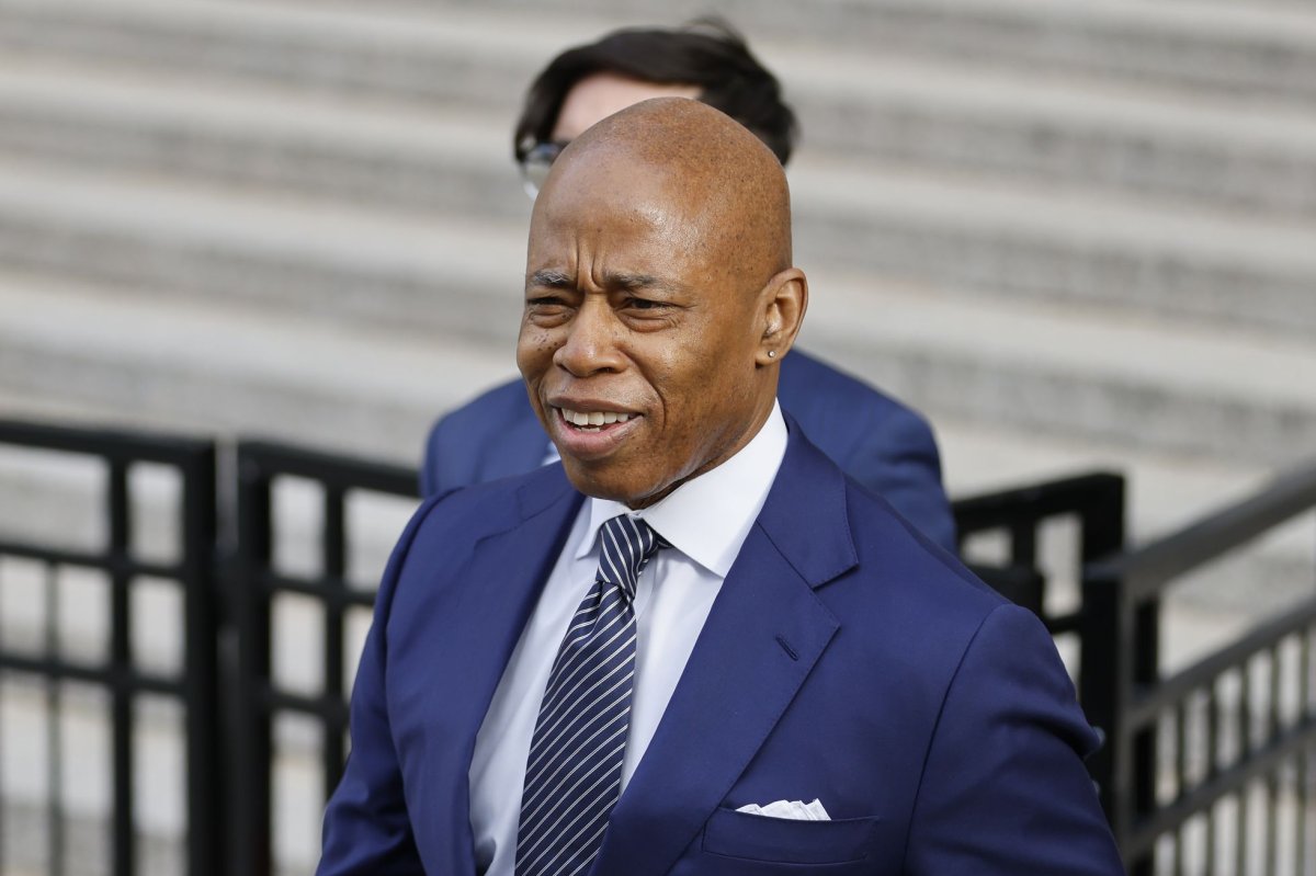 Federal judge dismisses corruption charges against NYC Mayor Eric Adams ...
