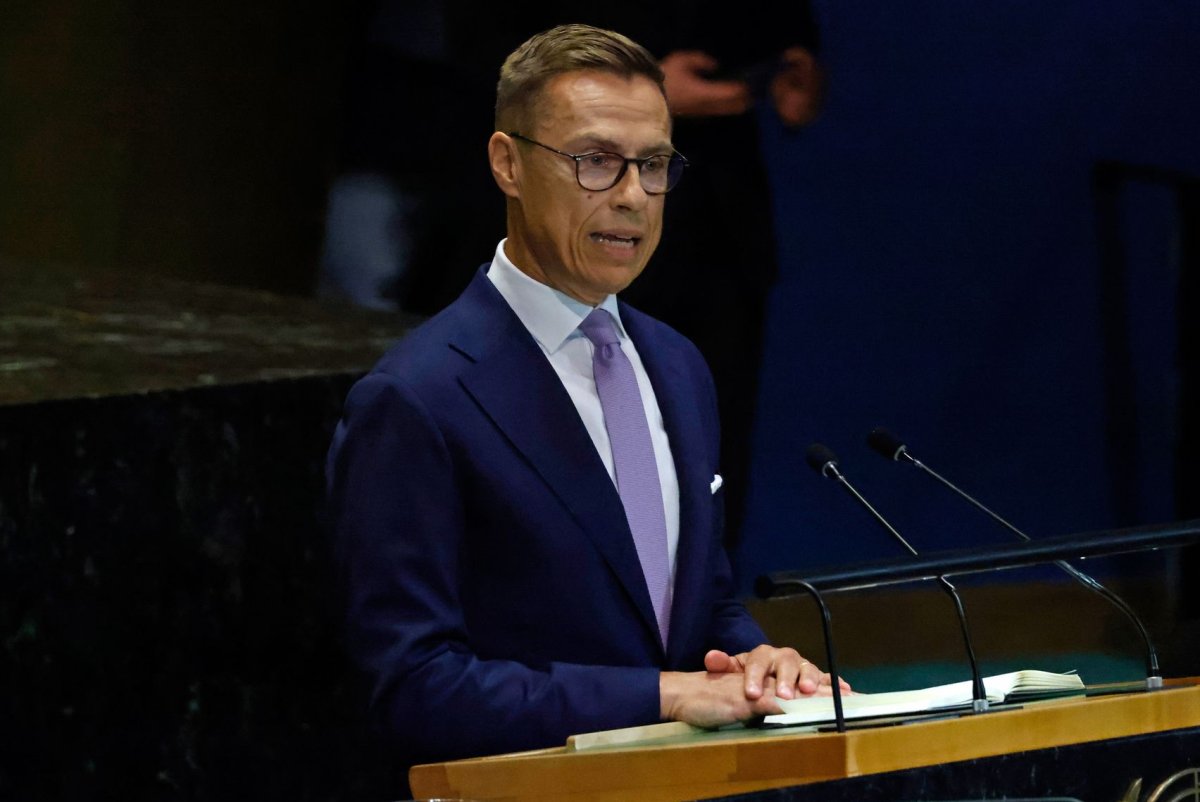 Finland to leave anti-personnel mine treaty