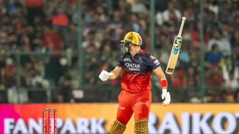 Watch: Bat in air; video goes viral during RCB vs GT IPL 2025 clash