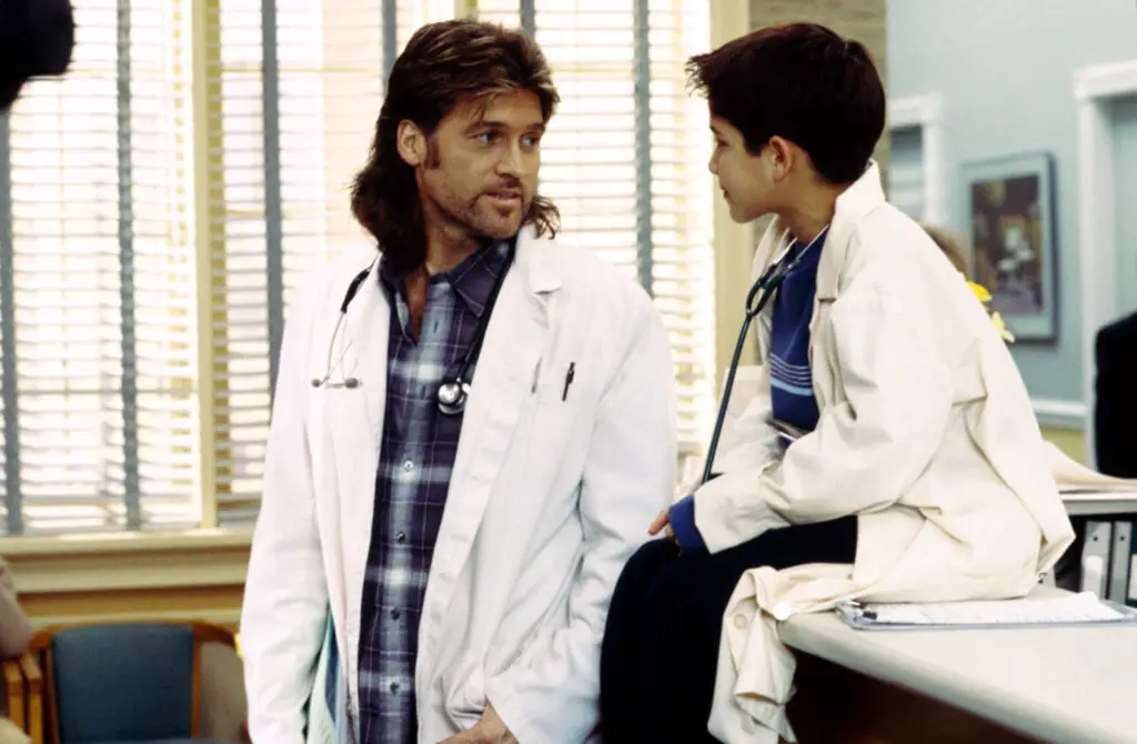 14 Defunct TV Networks That Once Dominated Your Screen