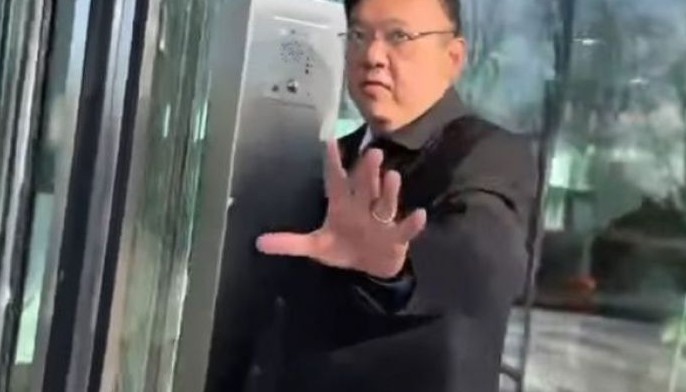 Roque still hopes to be part of Duterte’s defense team Bella