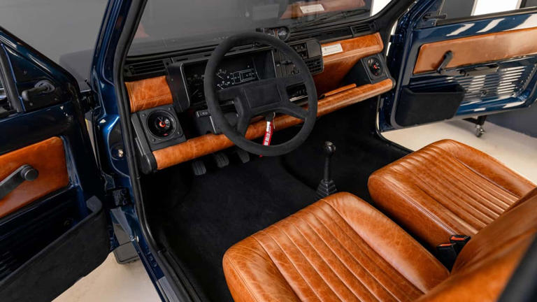 La Fiat Panda 4x4 avec une touche de Ferrari