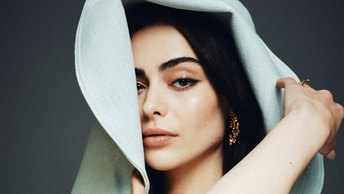 Moda y empoderamiento: cómo viste una mujer poderosa y exitosa