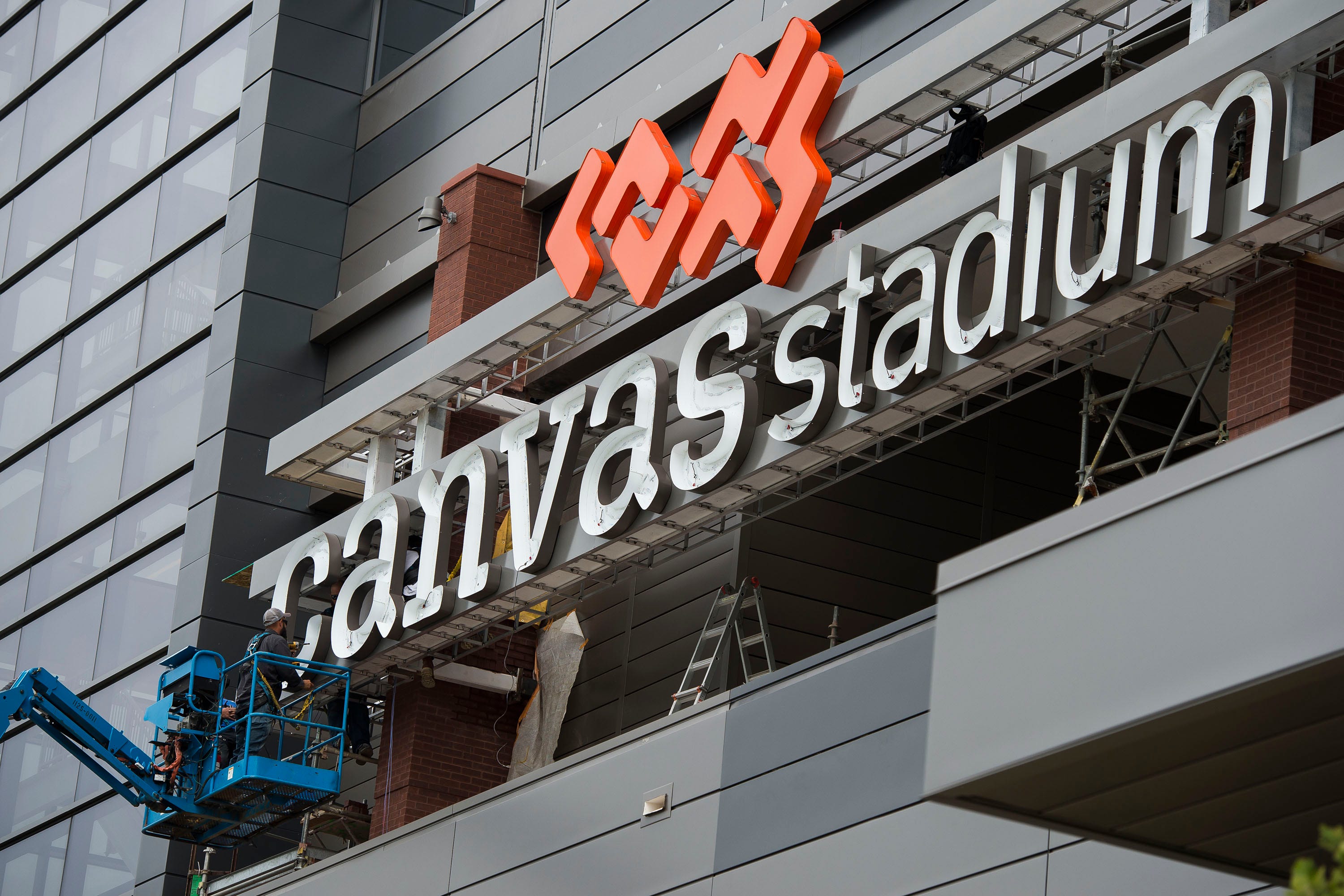 Tim McGraw, Jon Pardi to headline concerts for PBR event at CSU's ...