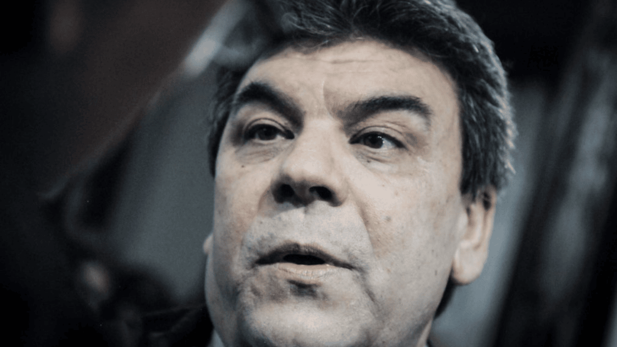 Controversia en el Senado: el caso que complica a Mario Layera