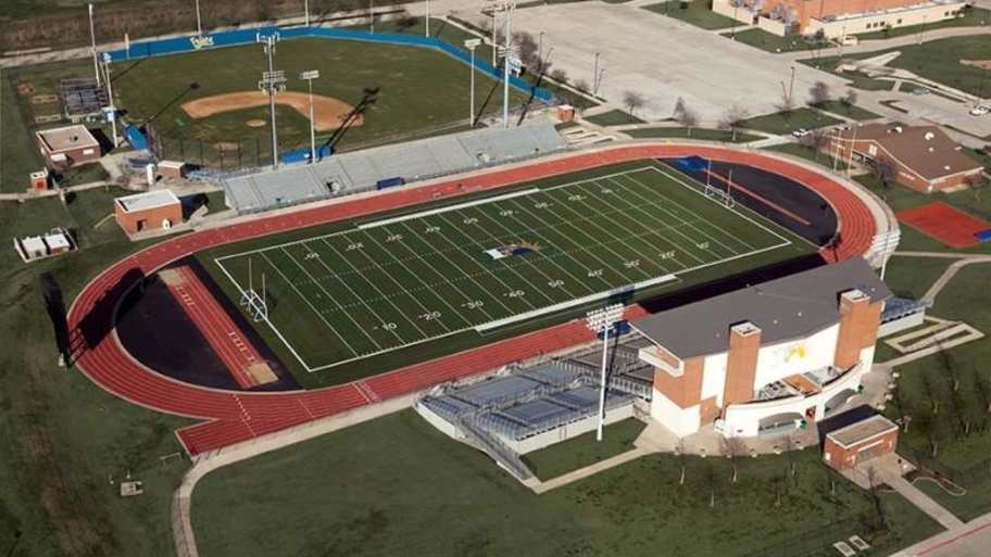 Stabbing of a student causes the suspension of a Texas high school ...