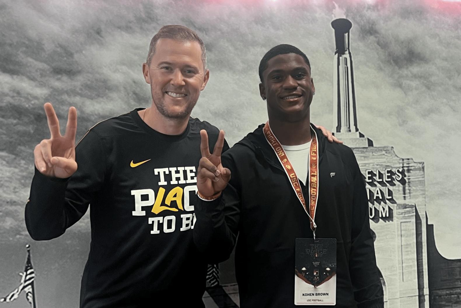 BREAKING: Texas WR Kohen Brown Commits to USC