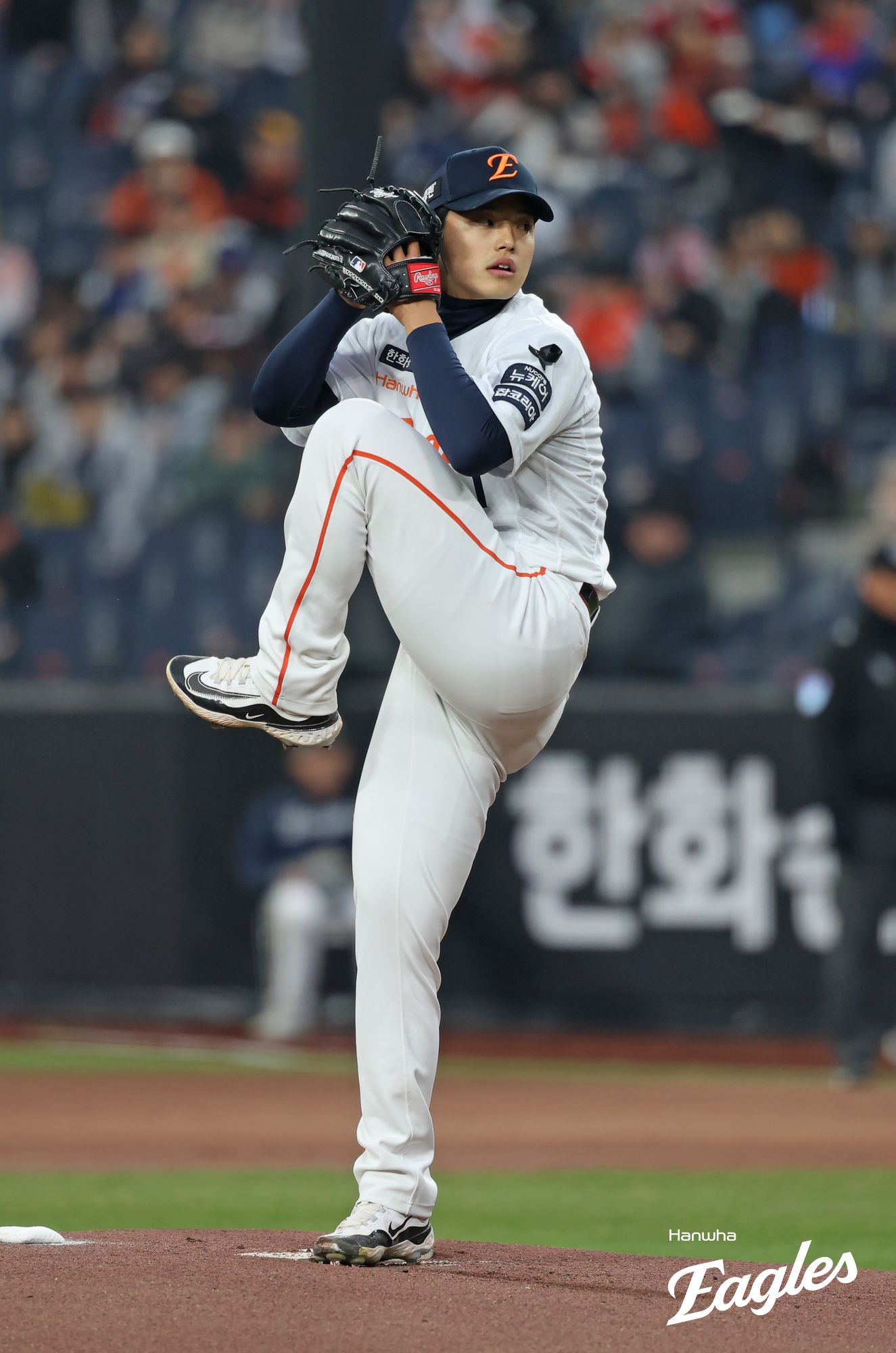 157km/h 던졌는데…롯데 방망이에 2이닝 던지고 무너진 대전왕자, 신구장 첫 등판서 패전→제구에 발목 잡혔다 [대전 현장]