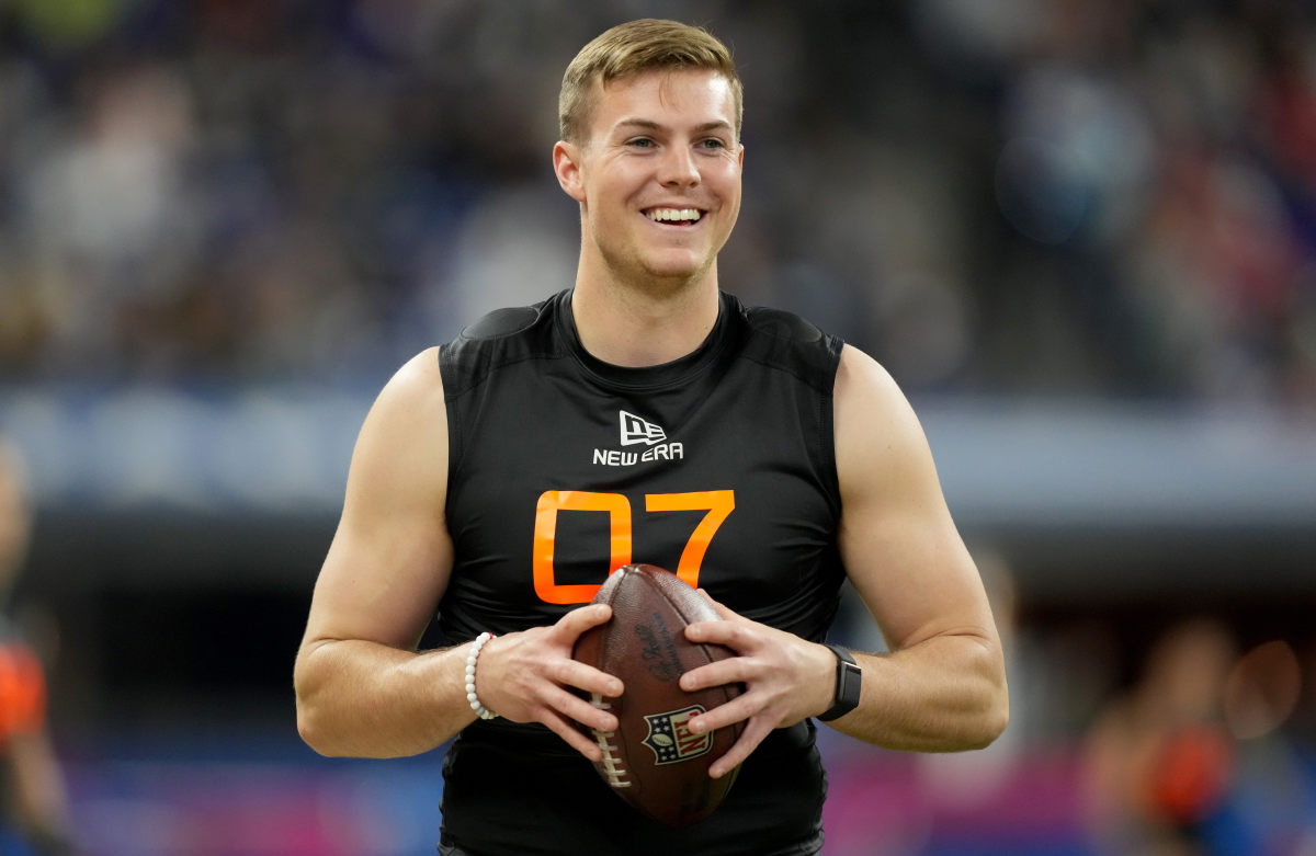 Ohio State QB Will Howard Predicted to Replace $150 Million, 4-Time Pro ...