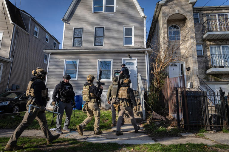 Teen Bloods gang member nabbed in NJ by US Marshals, with former Trump ...