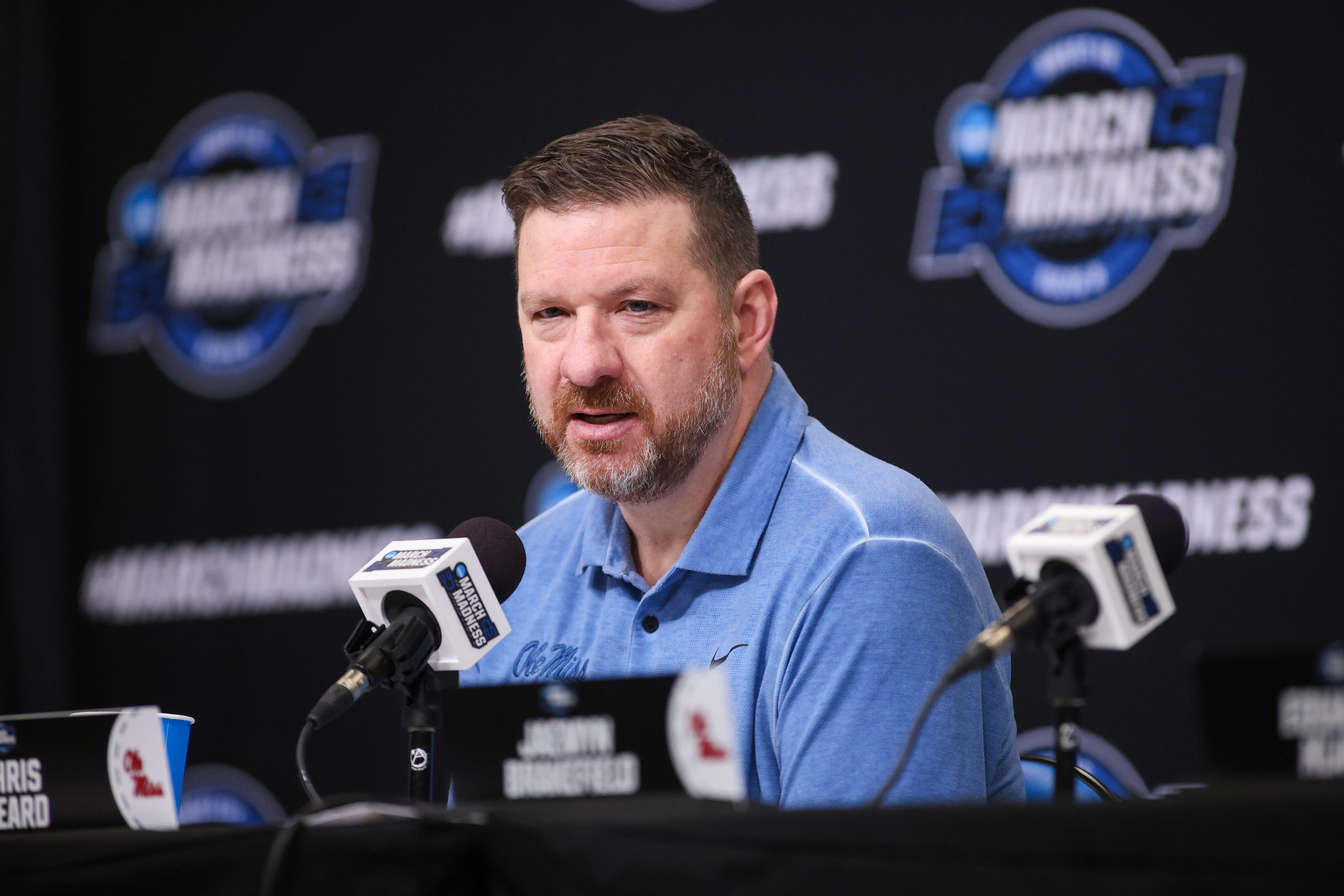 How AD Keith Carter celebrated Chris Beard staying with Ole Miss basketball