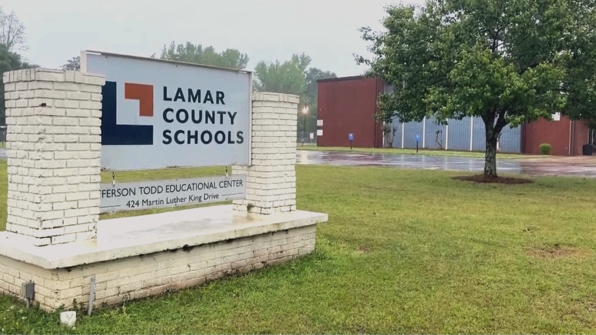 Hampton announces retirement; Quick to take reins at Lamar County Schools