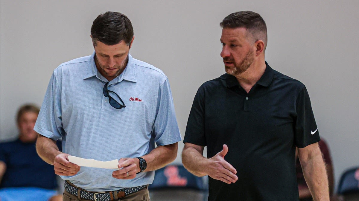 Ole Miss AD Keith Carter confirms Chris Beard retention amid Texas A&M ...