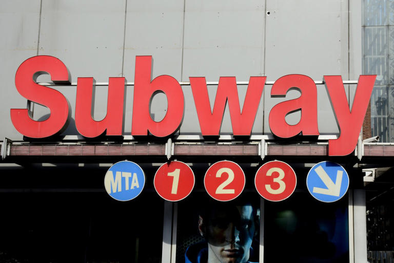 MTA unveils new NYC subway map for the first time in nearly 50 years ...