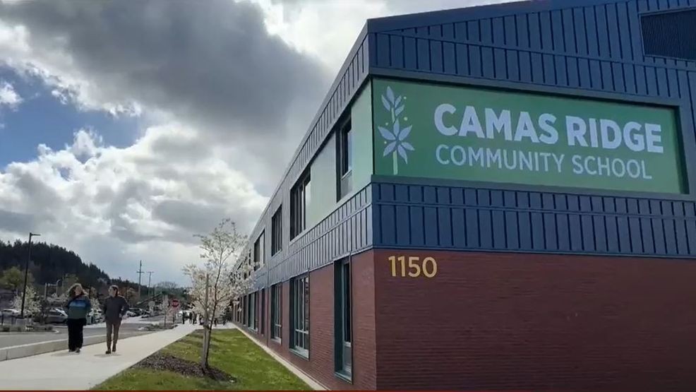 Camas Ridge holds walk audit to look at student safety during dismissal
