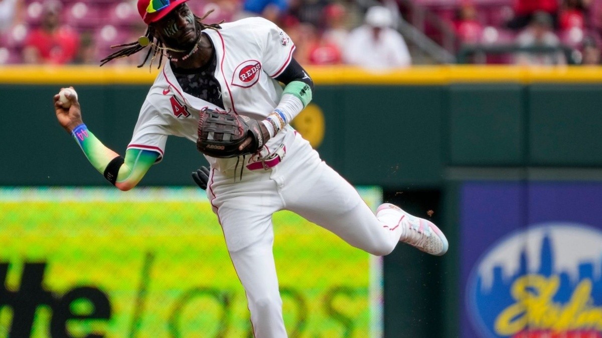 MLB: Movie-like Catch! Elly De La Cruz Shines with Impossible Play ...