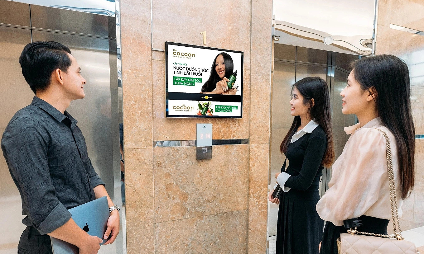 Elevator advertising boosts FMCG brand recognition