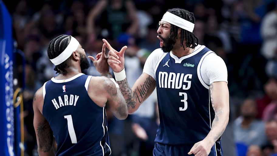 Anthony Davis makes NBA history in Mavericks-Hawks