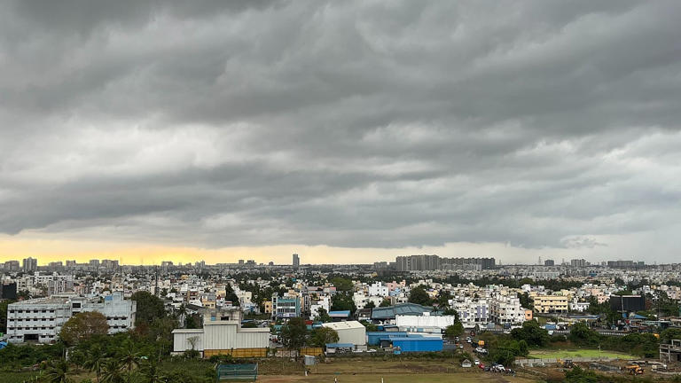Chennai Weather Update: Light To Moderate Rainfall Is Predicted In Some ...