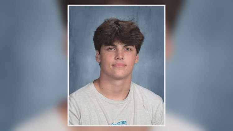 Student killed in stabbing at North Texas track meet identified, police ...