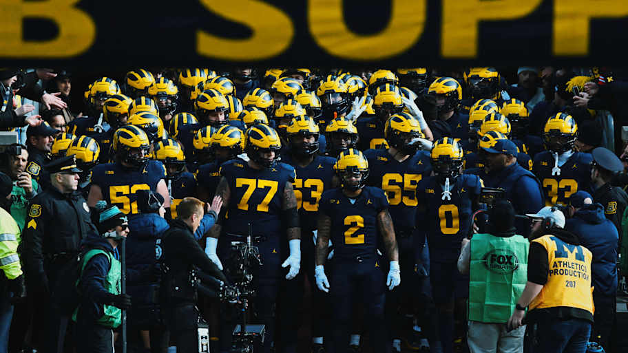 Michigan wide receiver's basketball roots could boost Wolverine offense ...