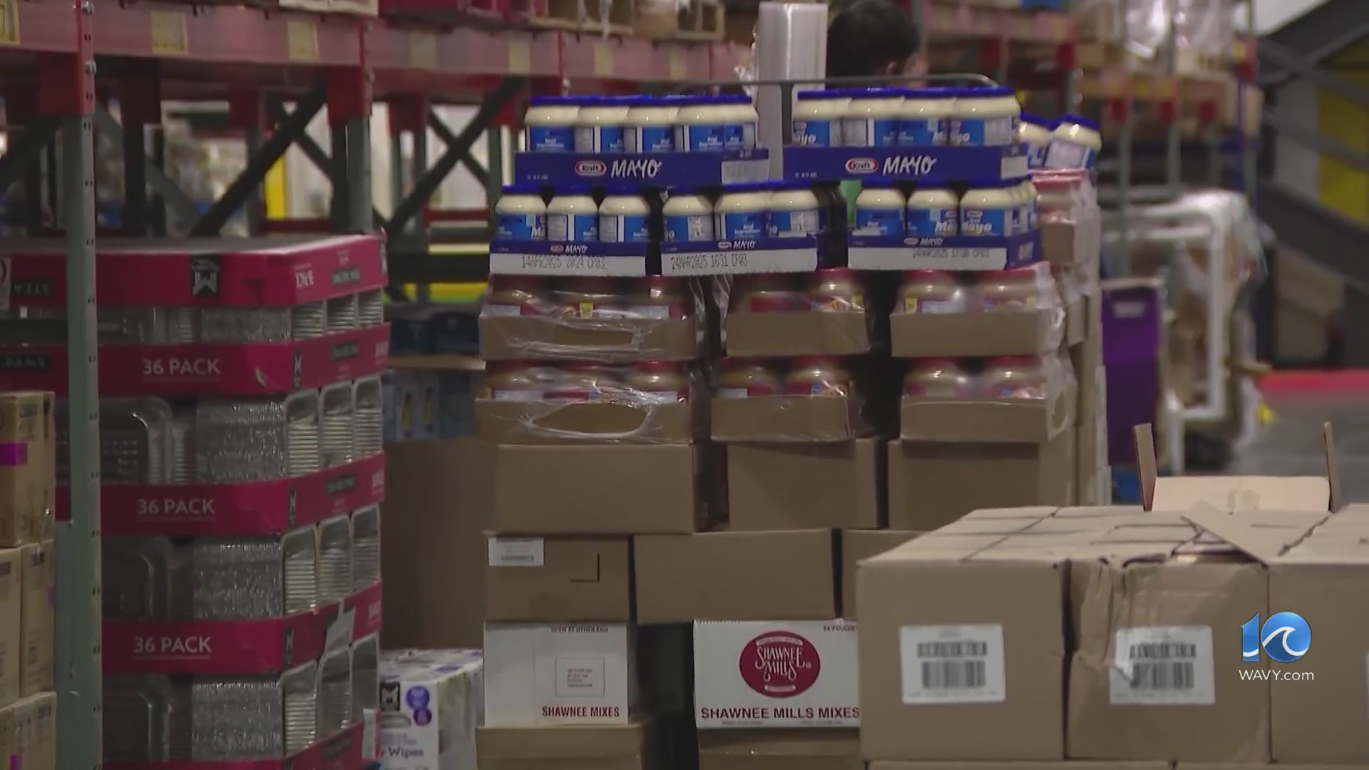 Lawmakers react to cuts to federal food aid