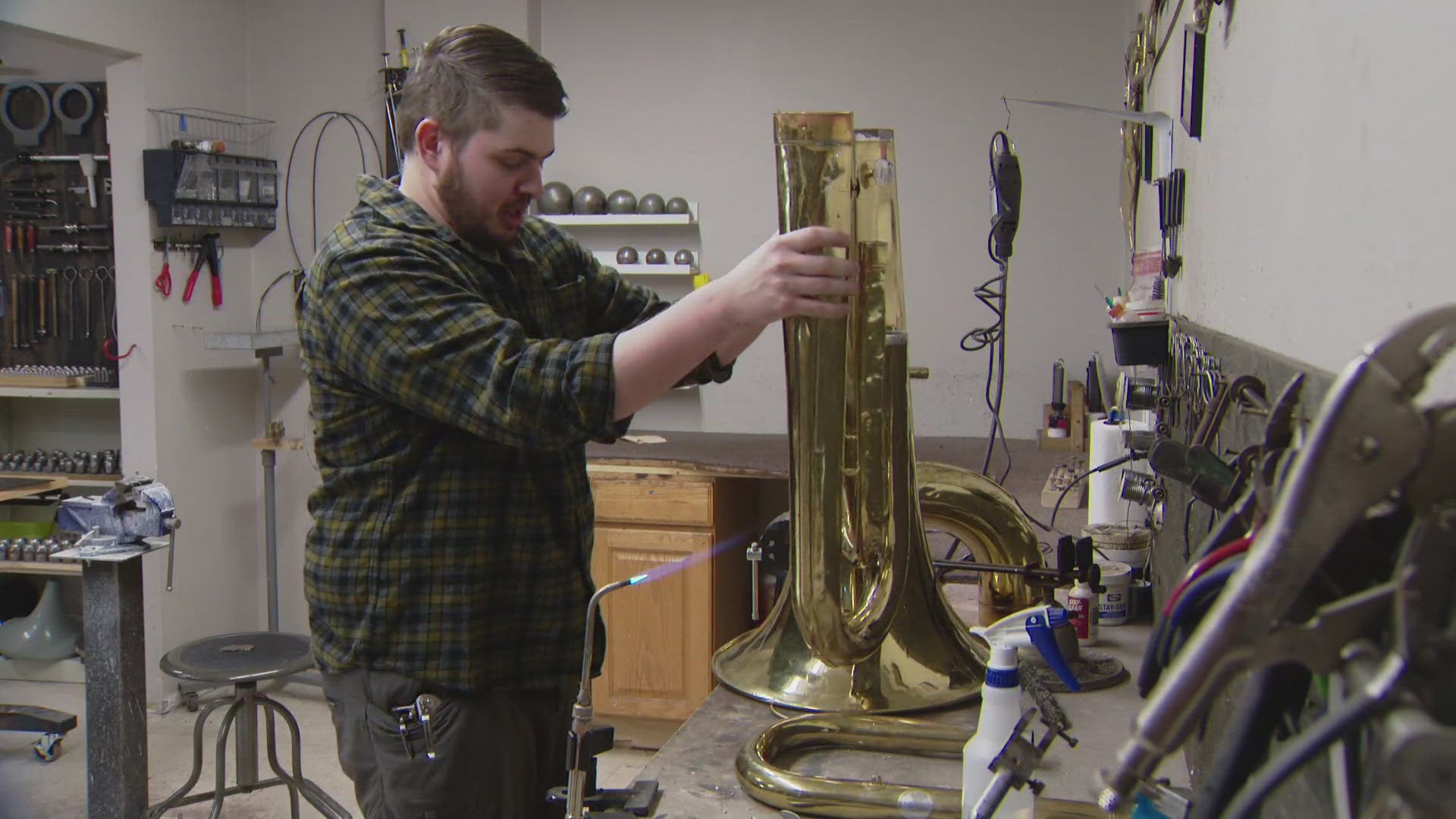 Instrument drive collects about 1,100 instruments for Colorado students