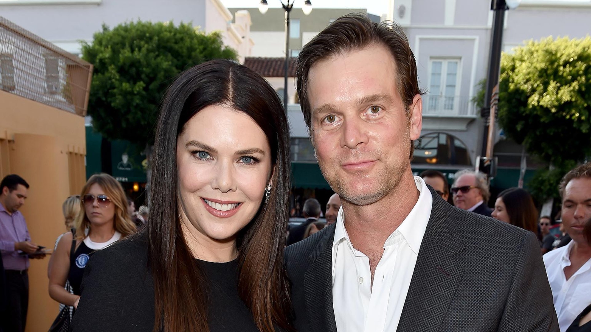 Did Lauren Graham Allude to Her Ex Peter Krause on 'Call Her Daddy'?